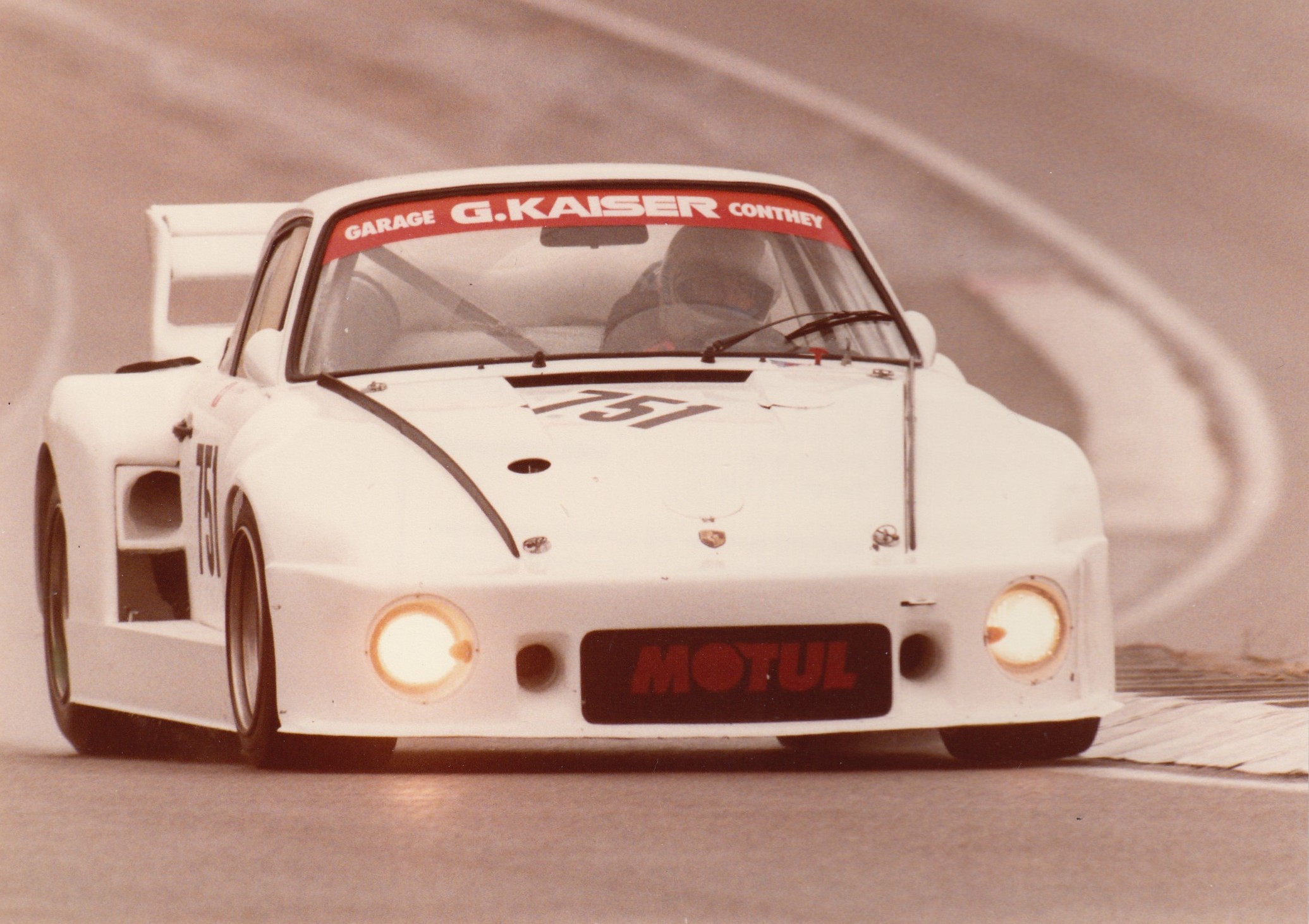 PORSCHE 935 (1981-1986) | Swiss Team Salamin